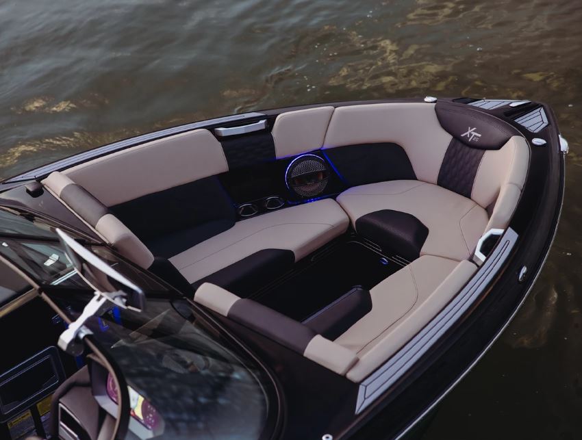 MasterCraft Expands 2024 Lineup with All-New XT25