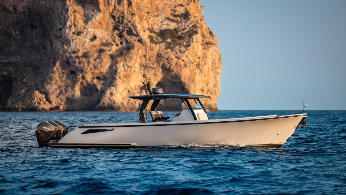 Wajer Yachts Showcases First Outboard Model with New 38 S