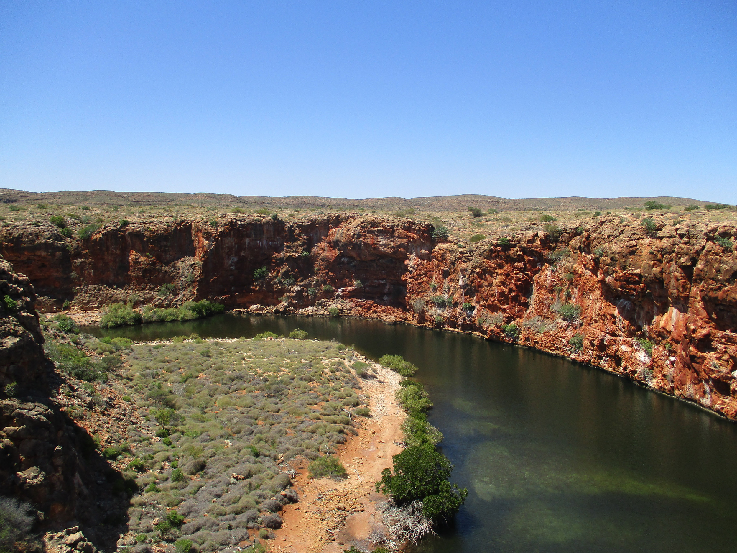 10 Best Hidden Gems to Visit in Australia in December (2025 Summer Guide)