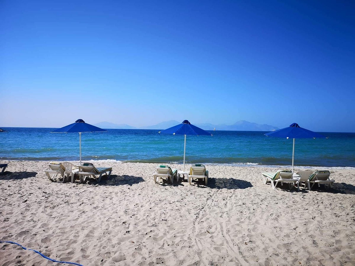 The secluded beach in Greece crowned as having the 'whitest sand' in ...