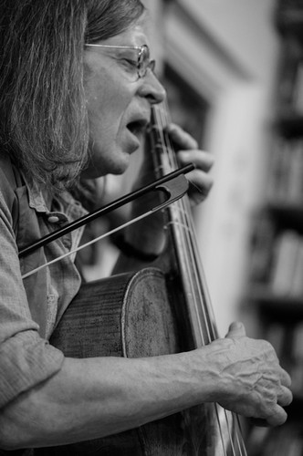 Genevieve Casey : "Gerald's Hands" | Bunker Center