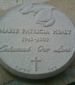 MEMORIALS | Simon Keeley