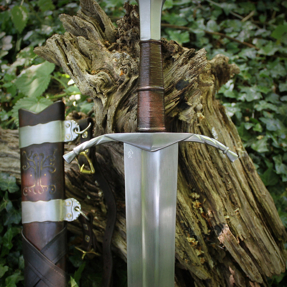 The Amroth Arming Sword: Balefire Blades