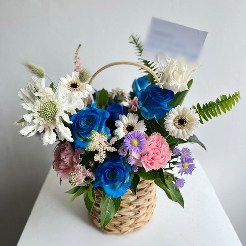 Blue Rose & Mix Basket | Giftorea