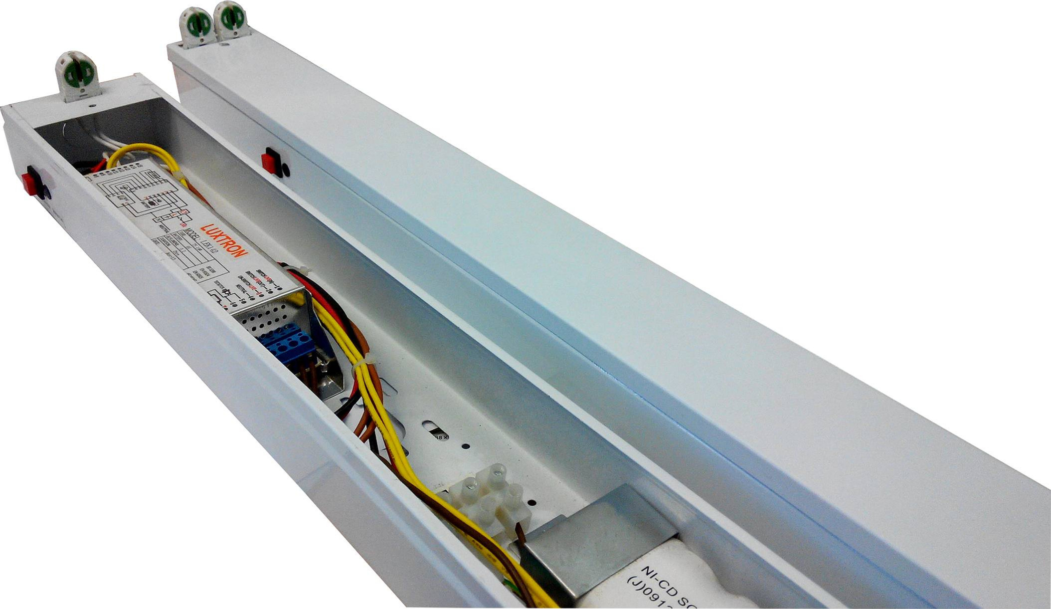 T5 Fluorescent Batten Fitting | Luxtron