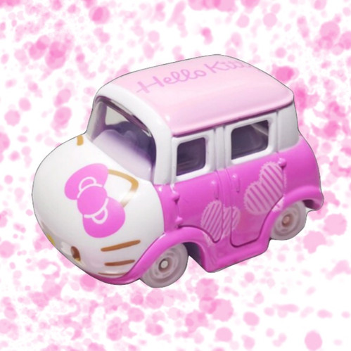 HELLO KITTY CAR (PINK) | Oishii Japan Snacks