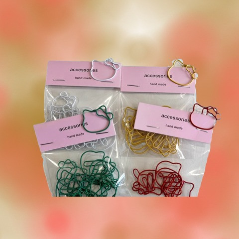 Hello Kitty Paper clips | Oishii Japan Snacks