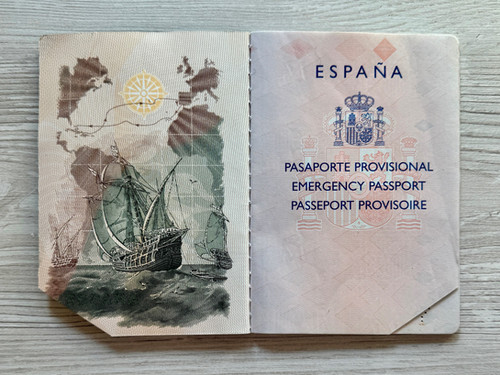 Inside Spanish Passport