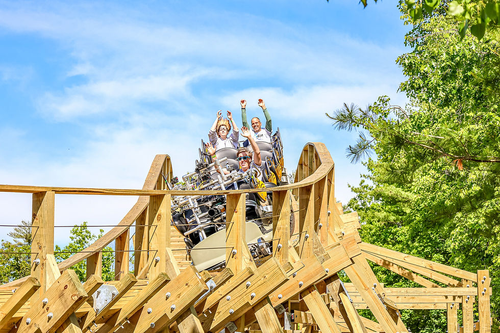 The Tale Of Two Bobs | The Bobcat | Six Flags Great Escape