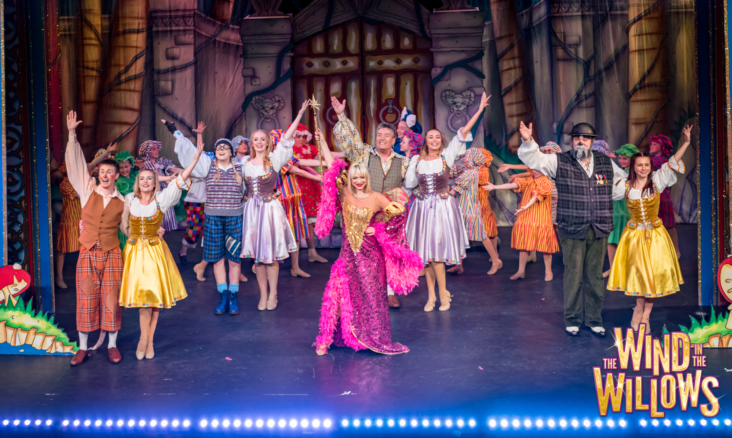 Reece Sibbald Productions | Pantomimes & Scripts | United Kingdom