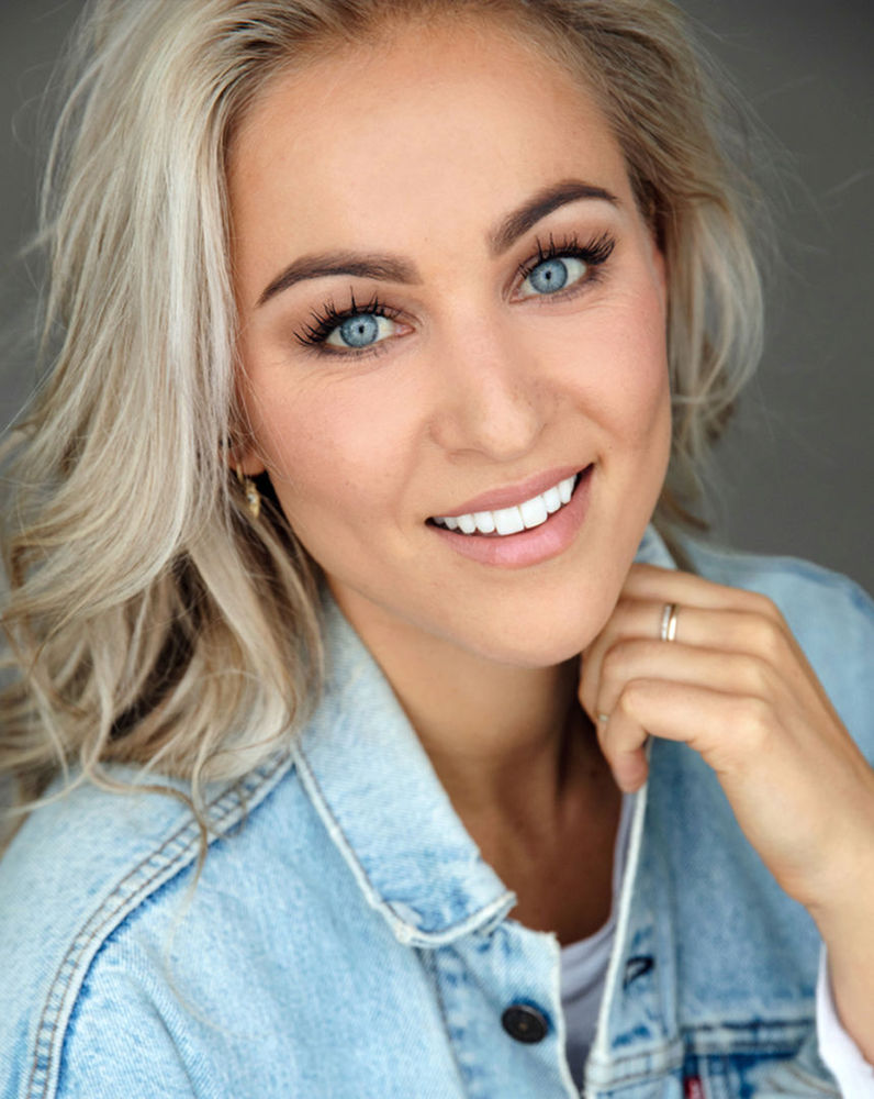 Talking Straight with Kerry-Lee Dewing