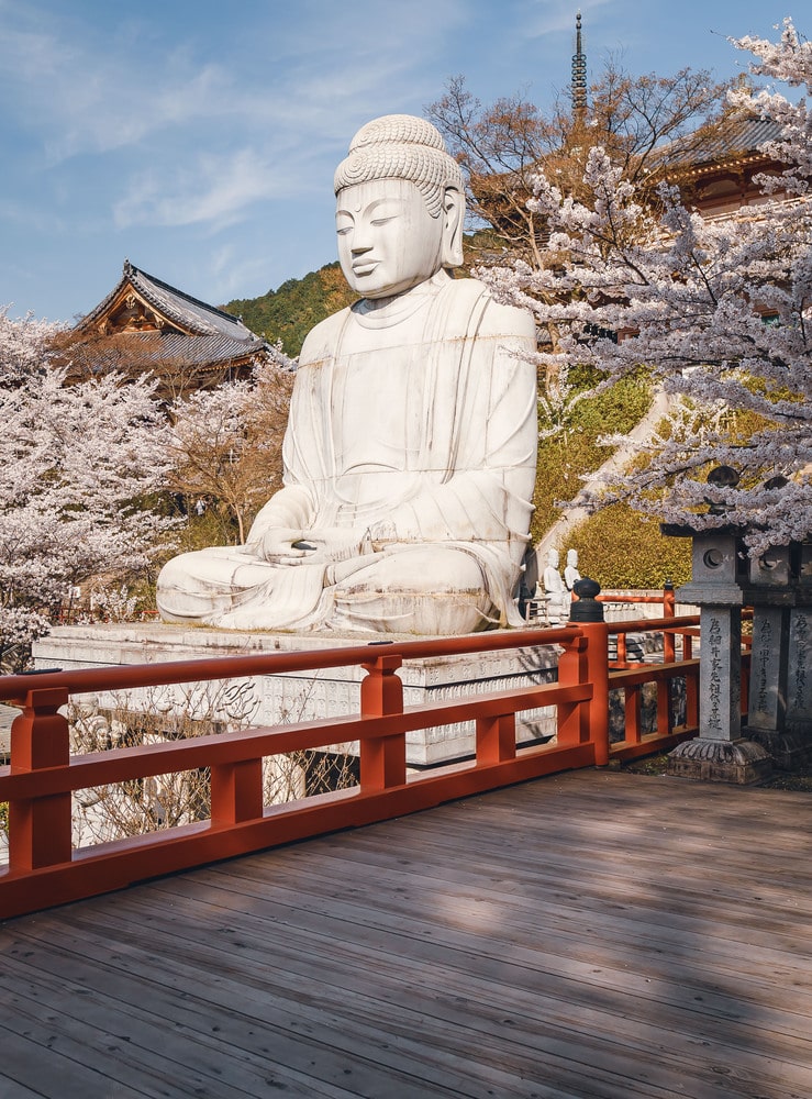 Tsubosaka-dera Temple