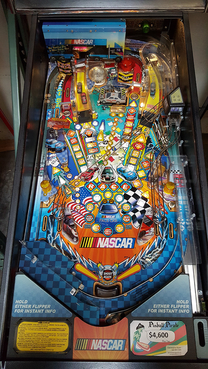Nascar Pinball Machine 05.jpg
