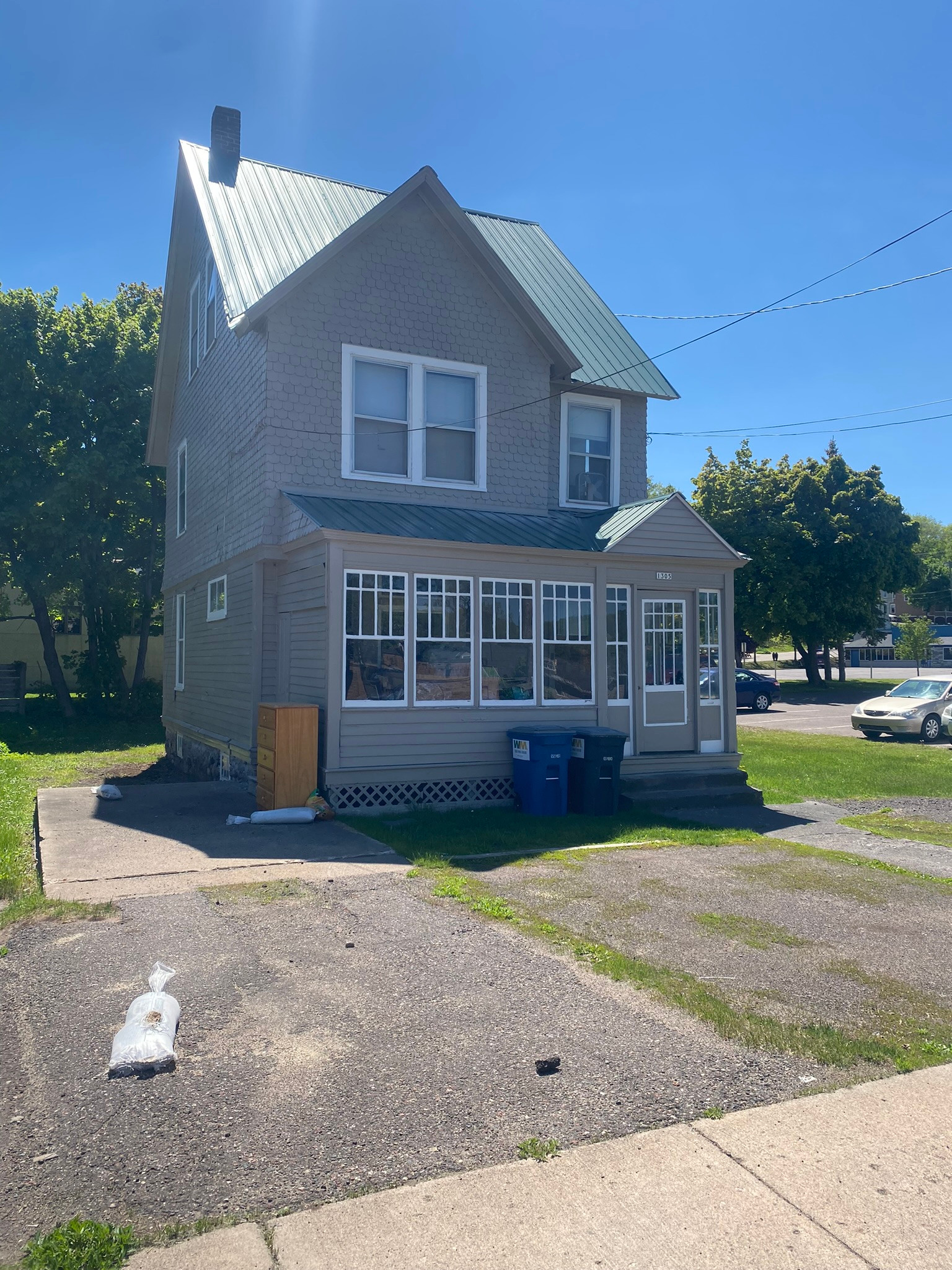 1305 Ruby | houghtonforrent