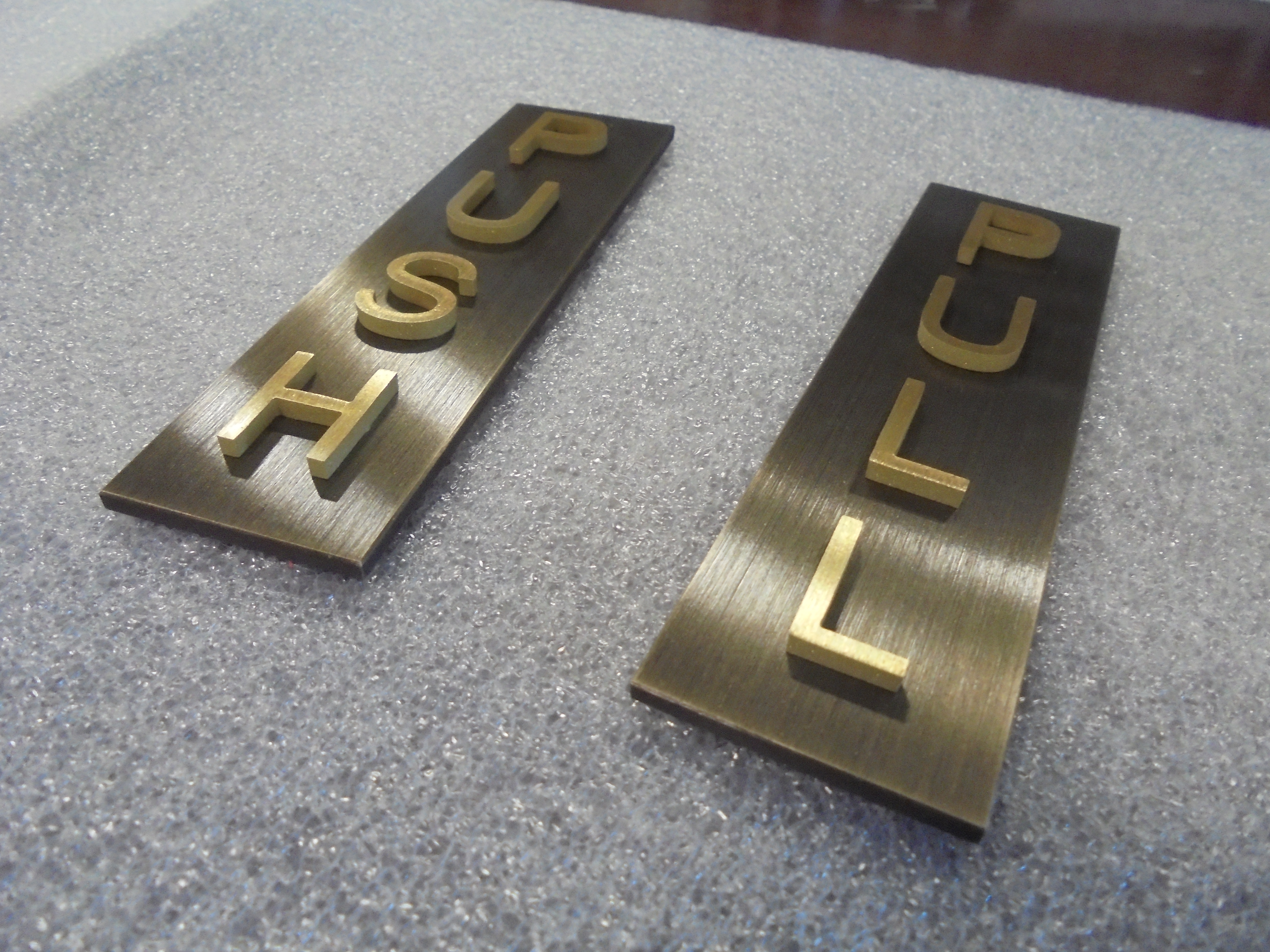 Majestic | Architectural Signs