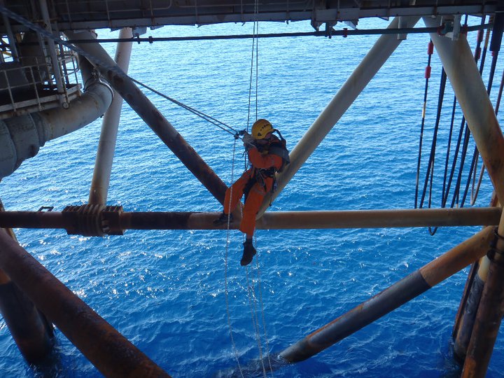IRATA Rope Access | About | Graviteq Pty Ltd