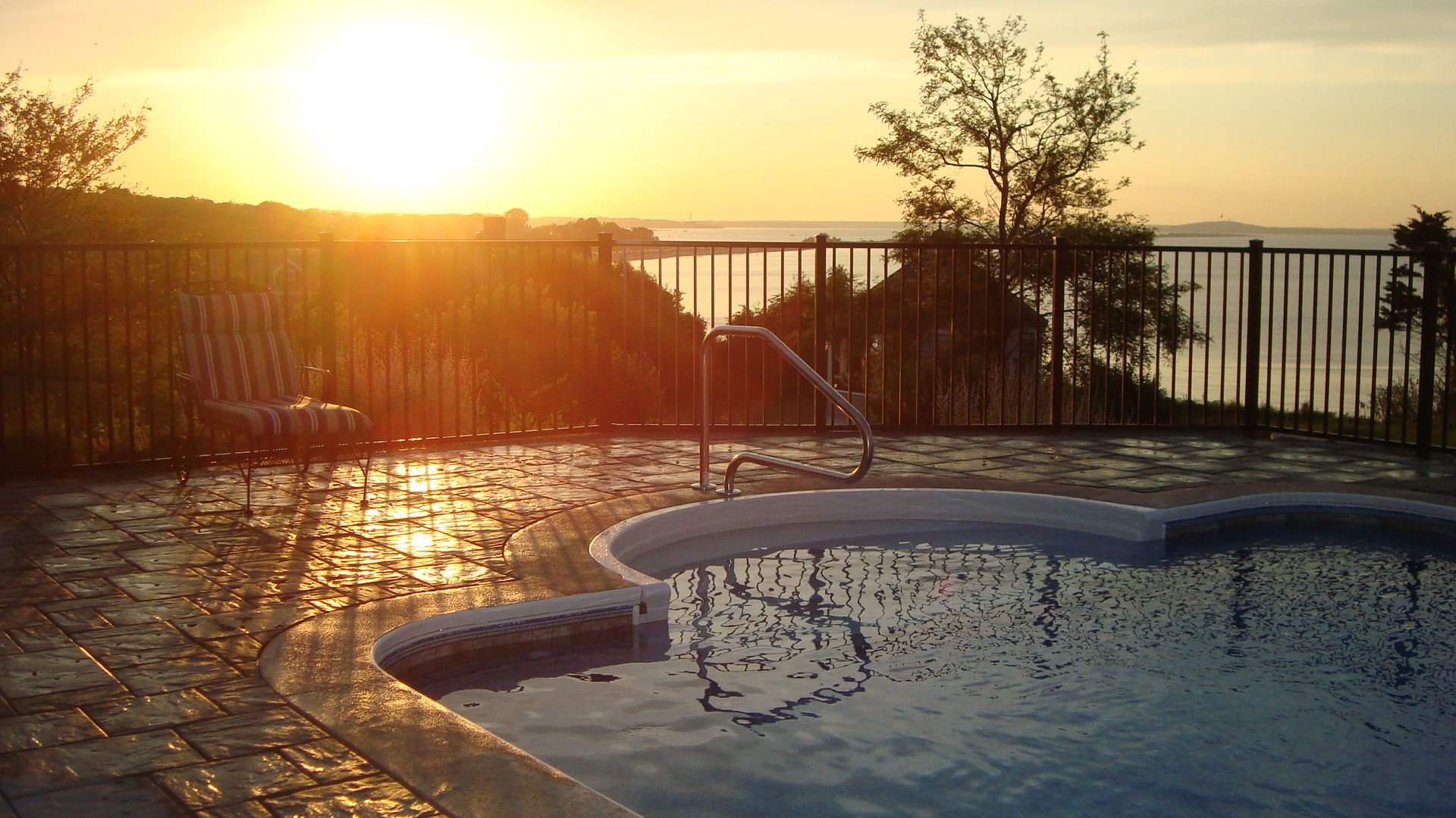 Pool Aprons | dellaroccoslandscape