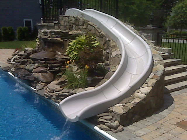 Pool Aprons | dellaroccoslandscape