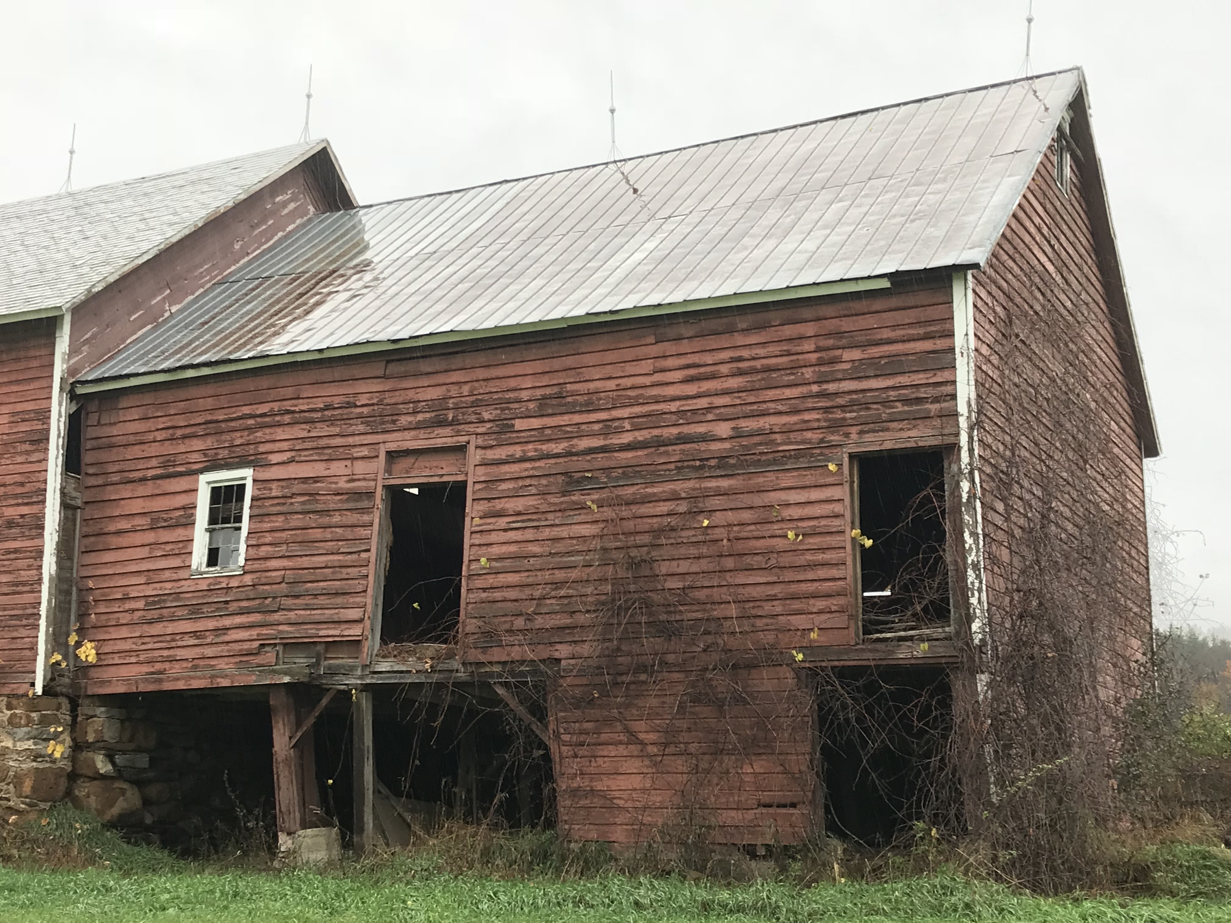 Greenwich English Style Barn | Green Mountain Timber Frames