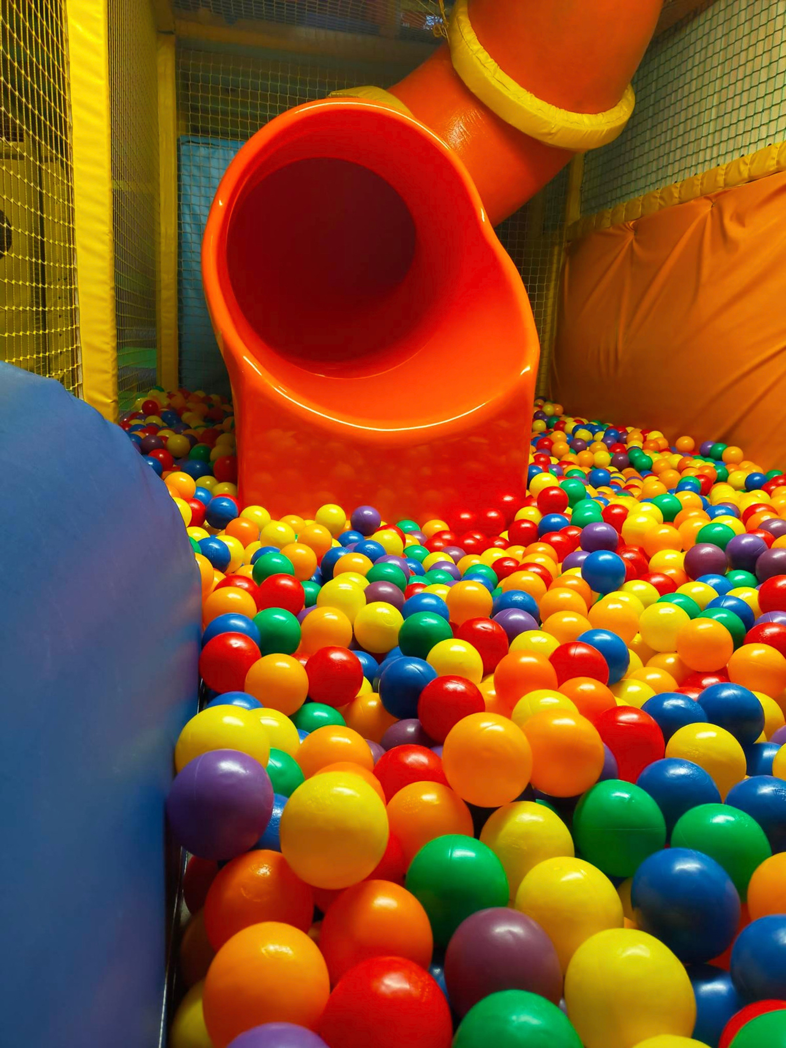 Book a play session | 123 Jump | Bristol, Plymouth, Cardiff