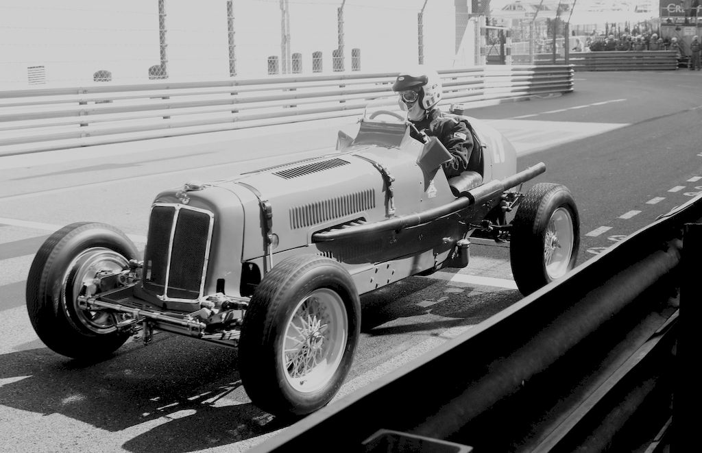 FORMULA 1 HISTORIC, FLASHBACK “OLD STYLE” - RMC Motori