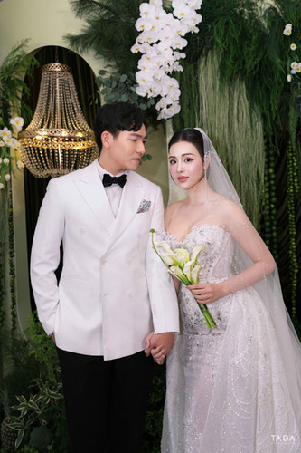 Bộ Suit Trắng Double-Breasted (phụ kiện miễn phí) | CleverGent