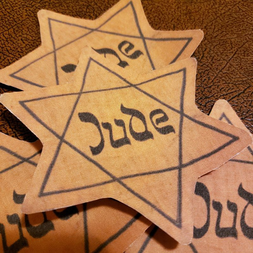 Jewish Identification Star (Judenstern), cotton | krausepapierwerke