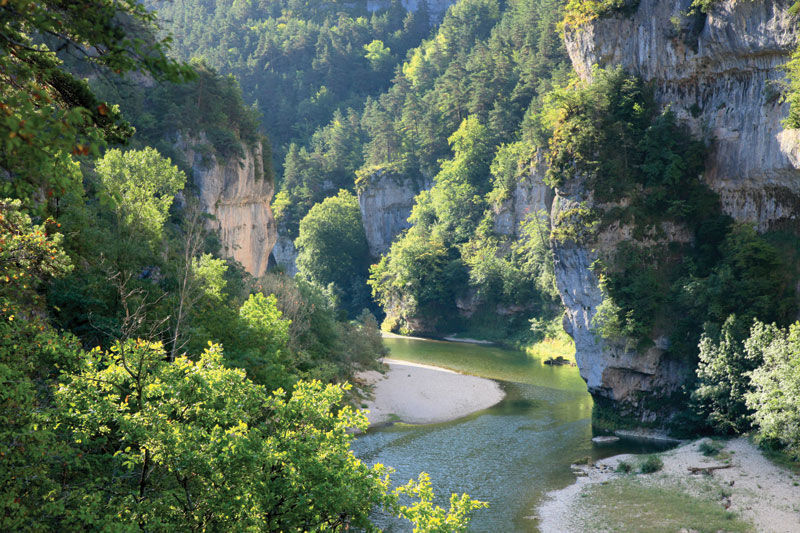 10 beautiful National and Regional parks to discover in France