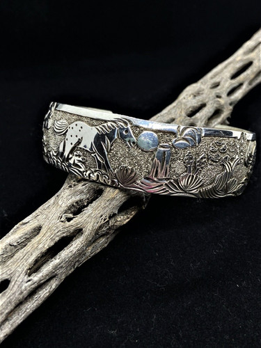 Exquisite Navajo Double Sided Sterling Story Teller Cuff Bracelet Lloyd Becenti | Native Gems