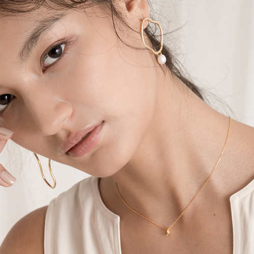 Asymmetrical Loop Earring | Unfolds