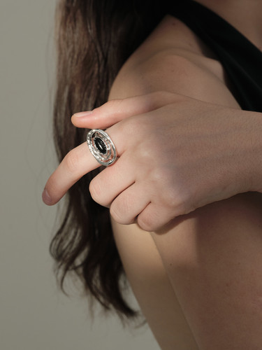 Twirling Ripple Ring | Unfolds