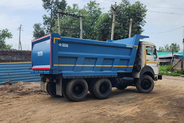 Dumper and Tipper Business in India: The Complete 2026 Business Guide ...