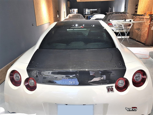 R35 GTR - Vacuum Form Carbon Trunk Boot Lid | racingproductgroup