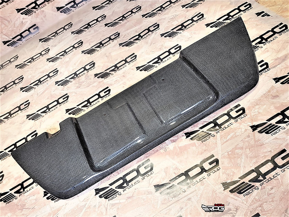 Evoeye - Vacuum Carbon Hatch License Plate Backing Frame ...