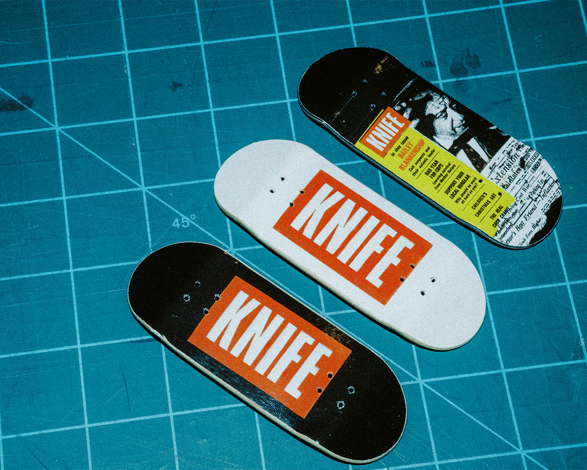 Knife Mfg Co. Compact Logo - White KC1 | Yuck
