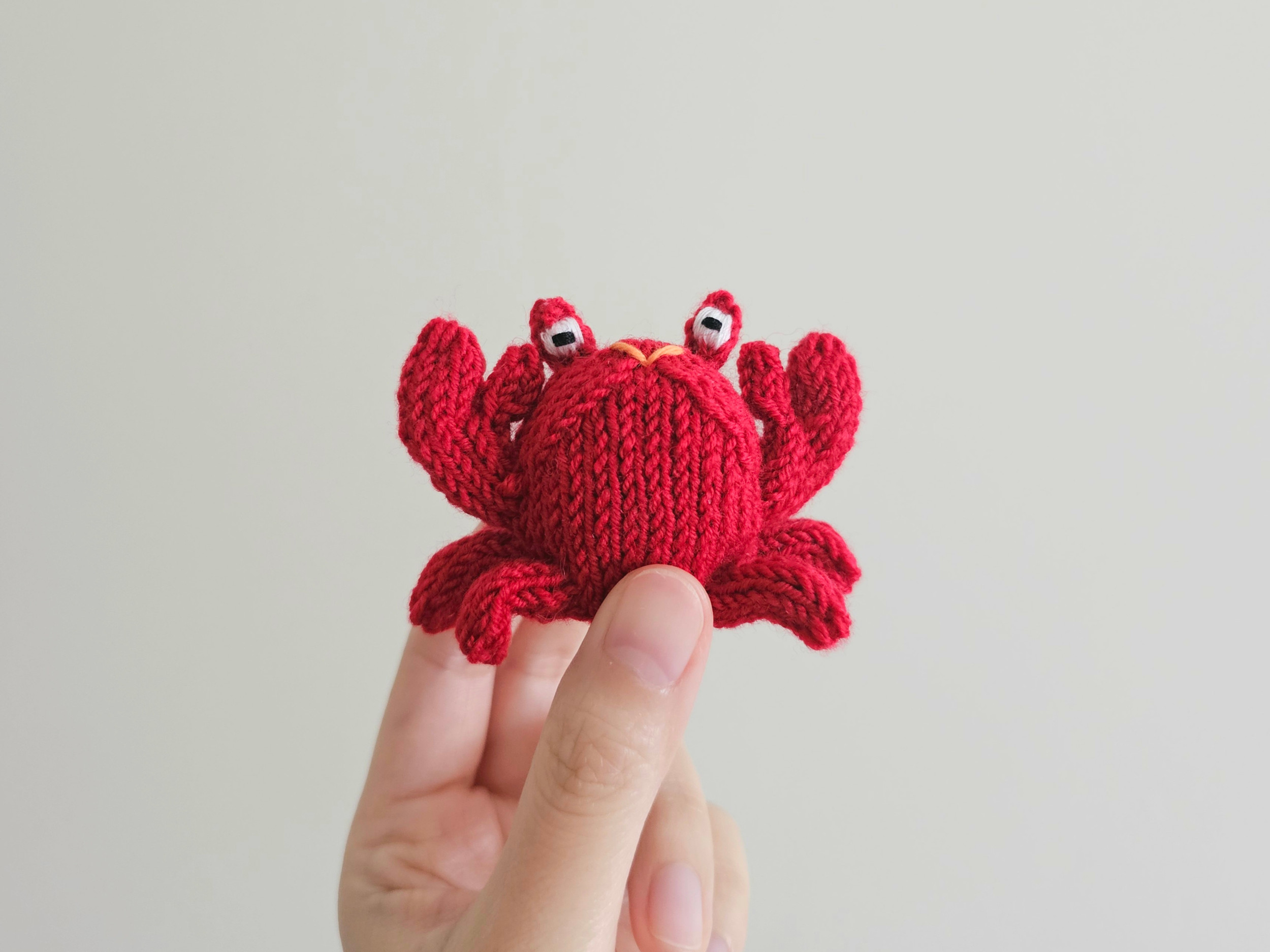 Free Pinchy the Crab Knitting Pattern