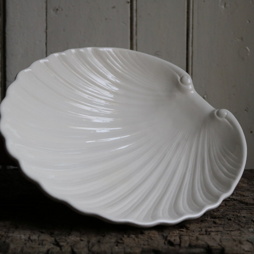 Large Shell Dish Handmade Studio Pottery | sugden-and-daughters