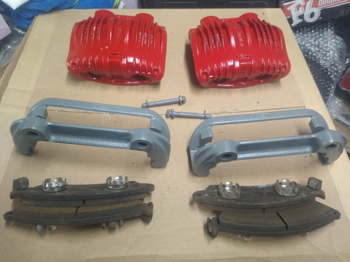 1988-94 Corvette Front PBR brake caliper set with brackets and pads ...