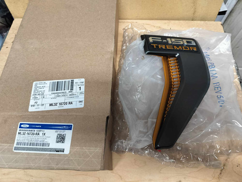 2021-2023 Ford F-150 Tremor RH Fender vent assy ML3Z-16720-RA | svpu