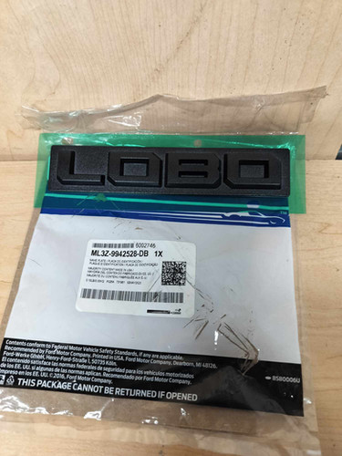 Ford LOBO Tailgate emblem- ML3Z-9942528-DB | svpu