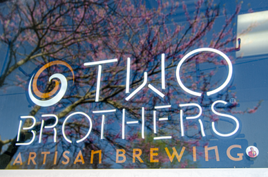 Tap House | Two Brothers Brewing