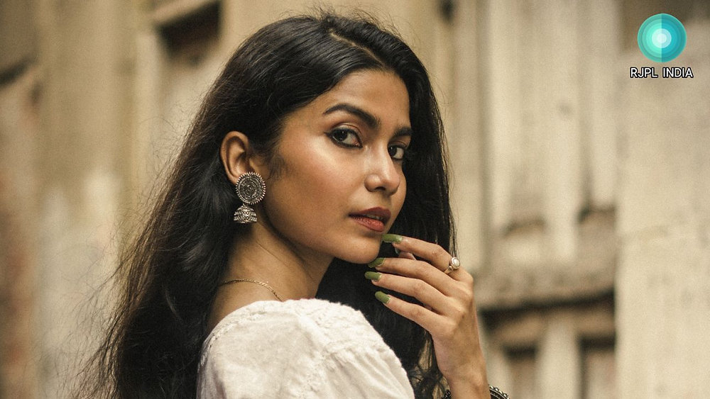 Mamta Mukherjee: From Self-Portraits to Viral Reels Creator