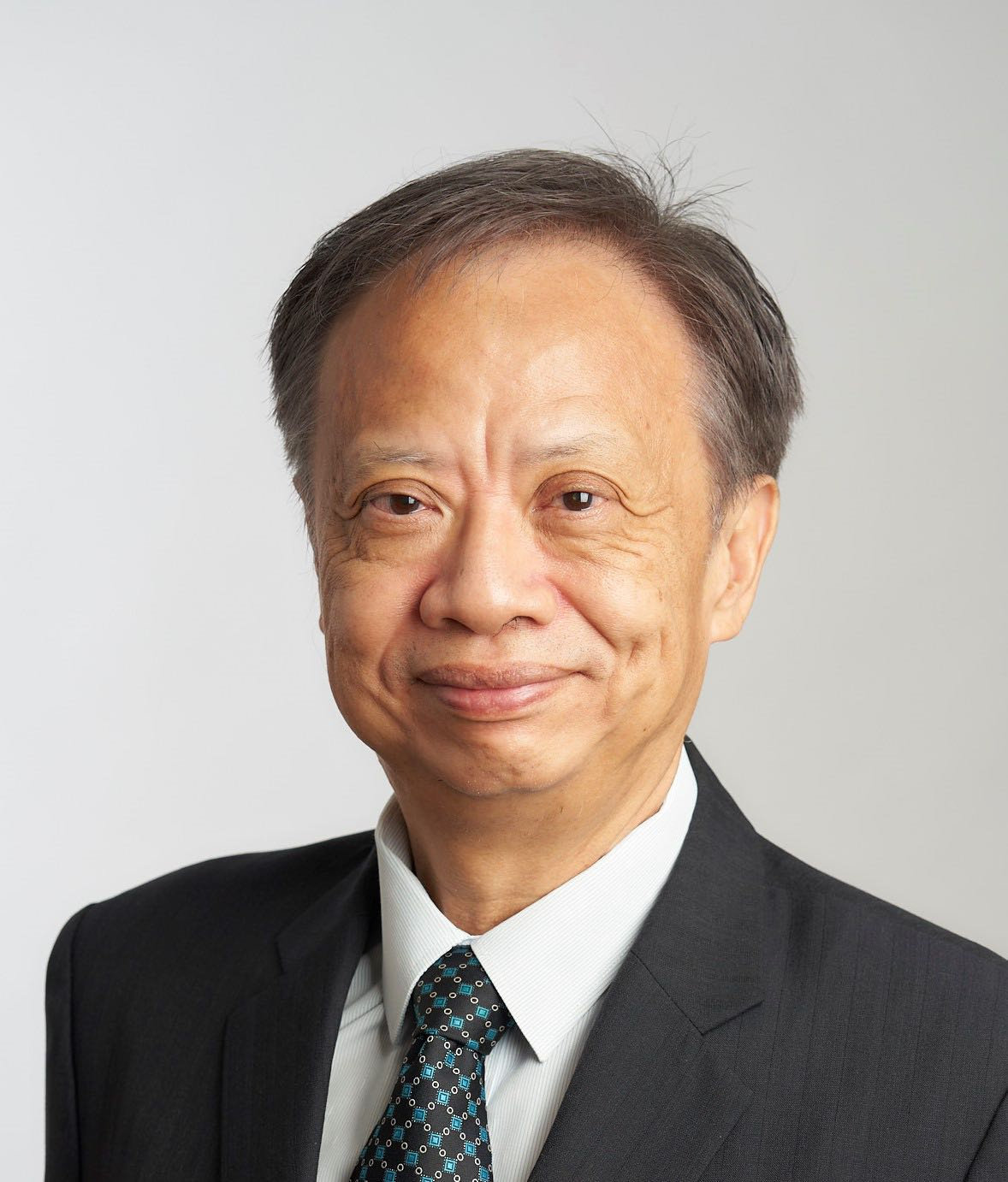 DR LOW HON WAH