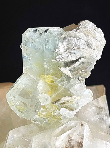 Blue Ice Aquamarine & Heliodor Specimen | Starseed Astrology