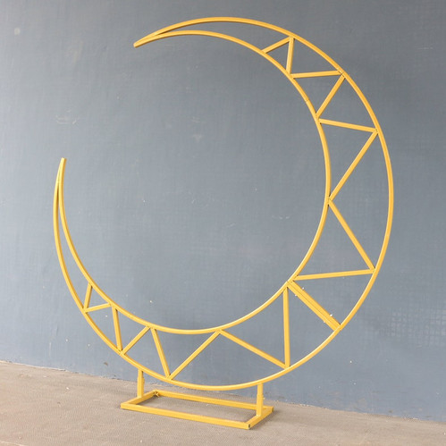Crescent Moon Arch | aperfectbloom
