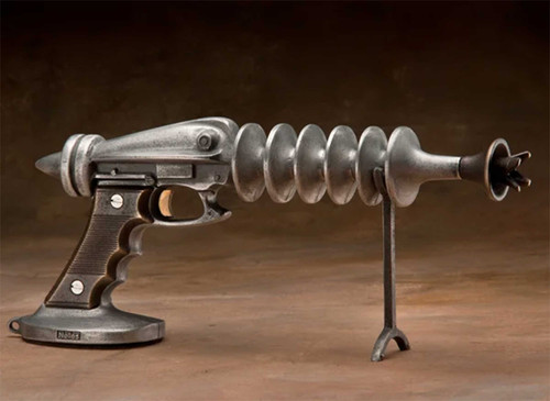 Ray Gun by artist Scott Nelles | Lovetts Fine Art Gallery