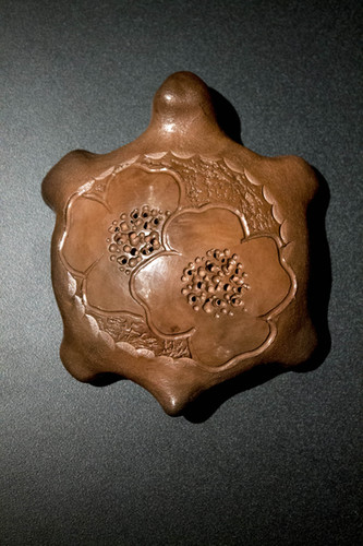 Turtle Effigy by artist Jane Osti | Lovetts Fine Art Gallery