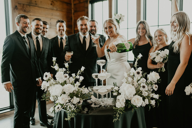 Black and White Wedding in Kalispell, Montana