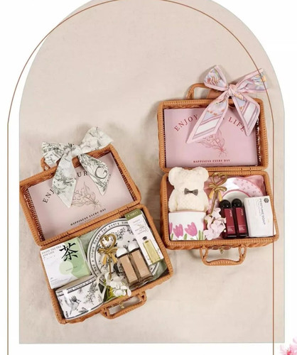 FW07 European-Style Rattan Luggage – A Stylish Travel Essential | La Moda