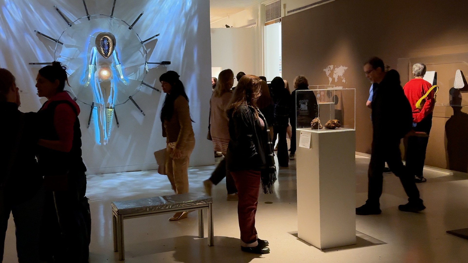 Blended Worlds: Experiments In Interplanetary Imagination / Jet ...